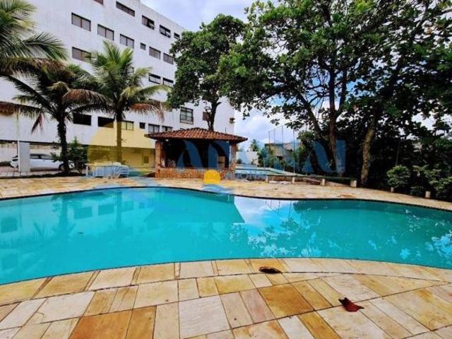 Apartamento beira mar com lazer — Tombo — Guarujá