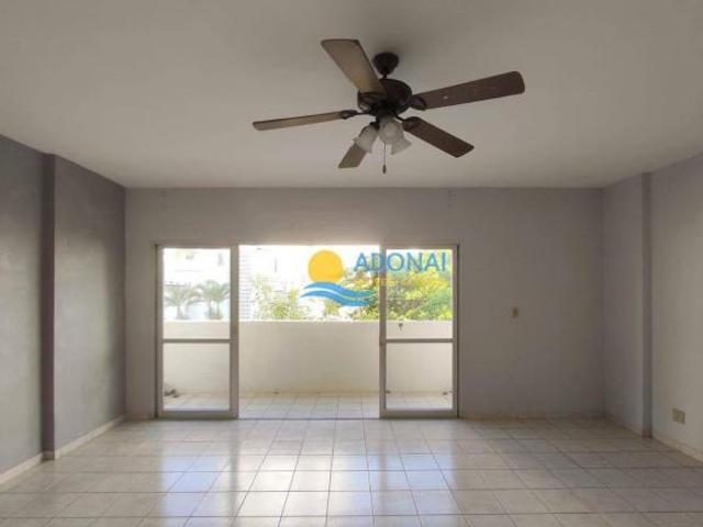 Apartamento beira mar com sacada — Astúrias — Guarujá