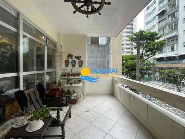 Apartamento beira mar com sacada — Centro — Guarujá