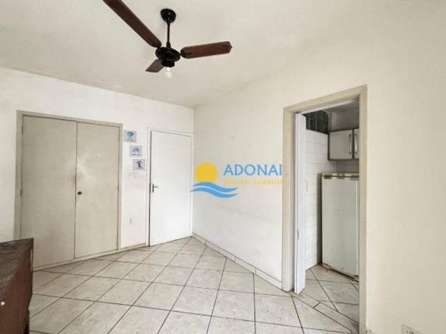 Apartamento beira mar com sacada — Pitangueiras — Guarujá