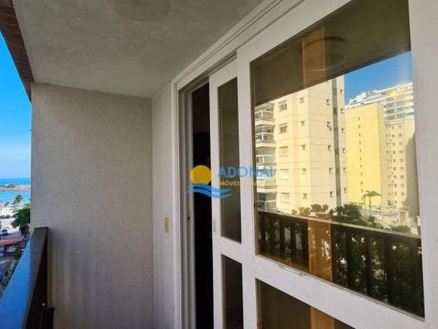 Apartamento beira mar com sacada — Pitangueiras — Guarujá