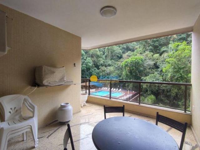 Apartamento beira mar com sacada — Pitangueiras — Guarujá