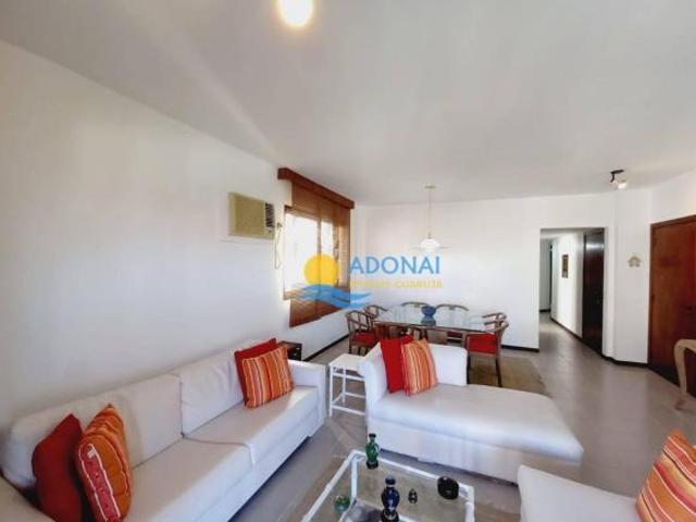 Apartamento beira mar com varanda gourmet — Enseada — Guarujá