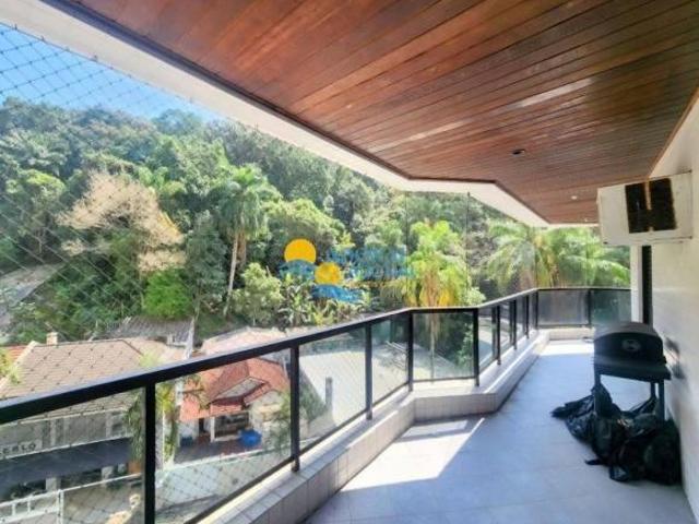 Apartamento beira mar com varanda gourmet — Pitangueiras — Guarujá