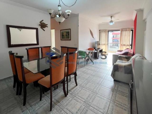 Apartamento beira mar com varanda e lazer de clube na Praia da Enseada, Guaruja