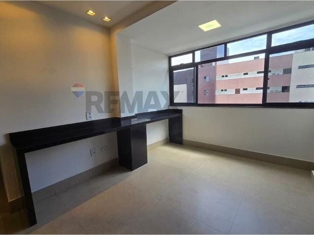 Apartamento Beira Mar em Tambaú: Conforto e Estilo