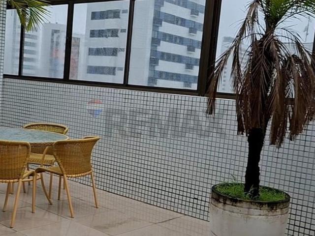 Apartamento beira mar para alugar na Av. Boa Viagem
