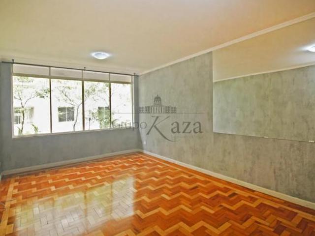 Apartamento Bela Vista 3 Dormitórios 125m²