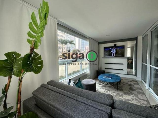 Apartamento belíssimo com 49m², 1 suite, 1 vaga e muito charme em Pinheiros