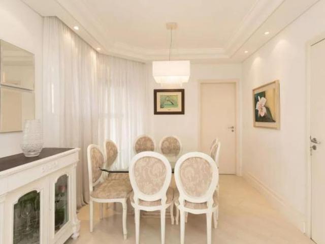 Apartamento BIGORRILHO com 181,30m²