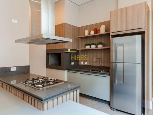 Apartamento Bigorrilho/Mercês, 3 suítes, 142 m² priv. ensolarado, 2 vagas