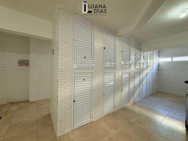 Apartamento, Boqueirão 2 dorm 800 metros da praia R$700 mil