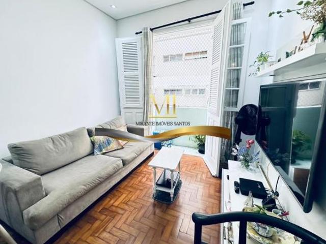 Apartamento Boqueirão, 2 quartos com A/E e um com sacada, sala 2 ambientes, cozinha com área de serv