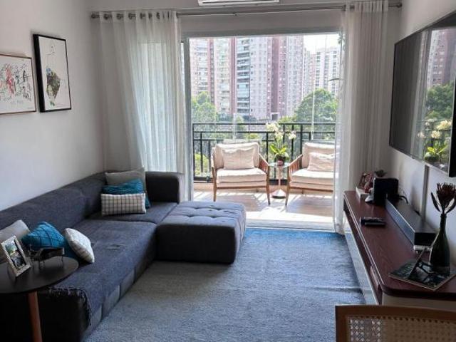 Apartamento Bosque de Tamboré, 102 m² de área útil, 3 dormitórios sendo 1 suíte, 2 vagas