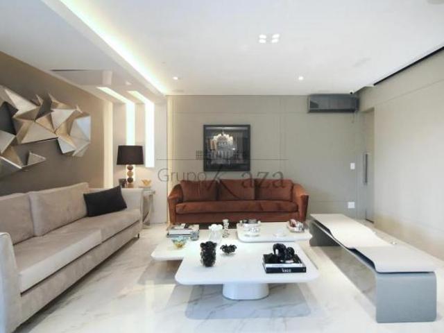 Apartamento Brooklin 4 Dormitórios 258m²