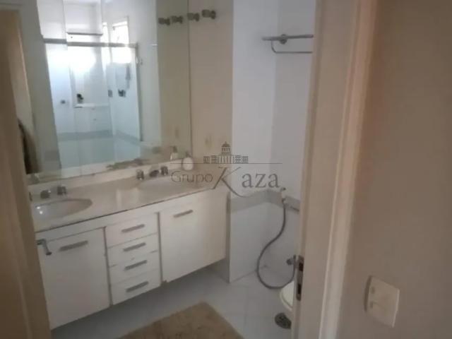 Apartamento Brooklin 2 Suítes 170m²