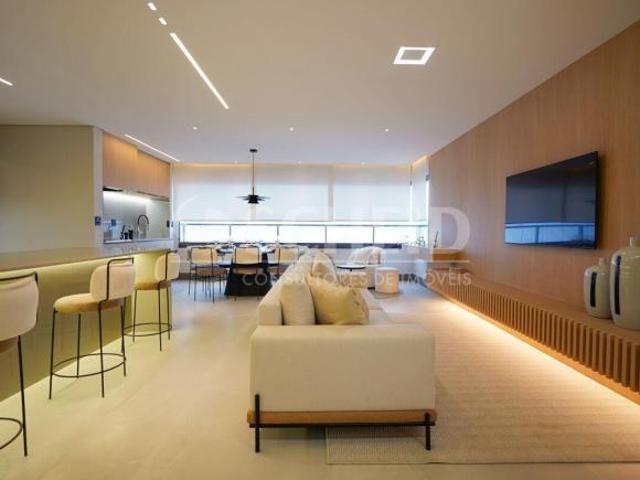Apartamento Brooklin tres suites duas vagas ao lado do metro
