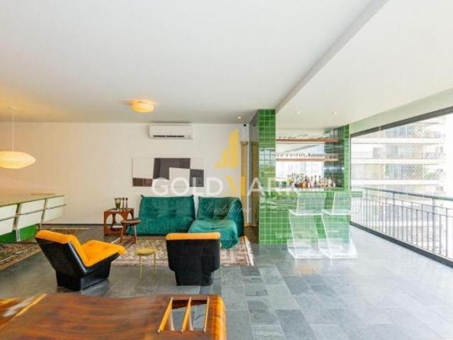 Apartamento Brooklin à venda com 218 metros 4 dormitórios sendo 3 suítes condomínio clube