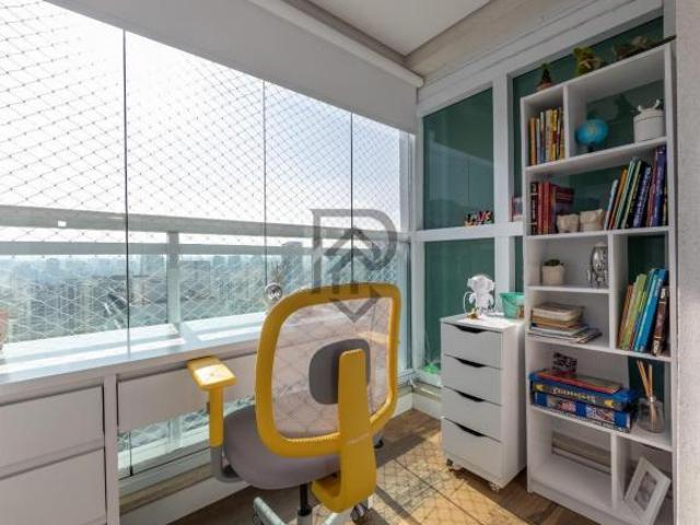Apartamento brooklin novo Alto Padrão andar alto vista livre reformado