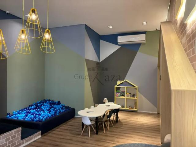 Apartamento Brooklin Paulista 4 Dormitórios 230m²