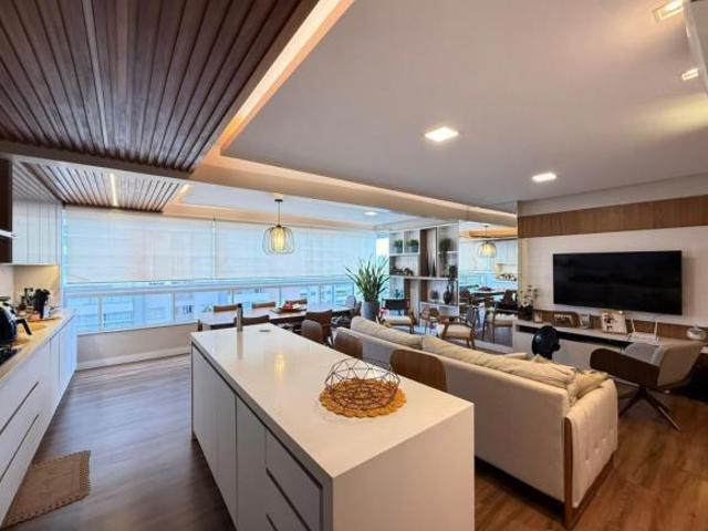 Apartamento BUENO AMÉRICA 03 SUÍTES AMPLAS