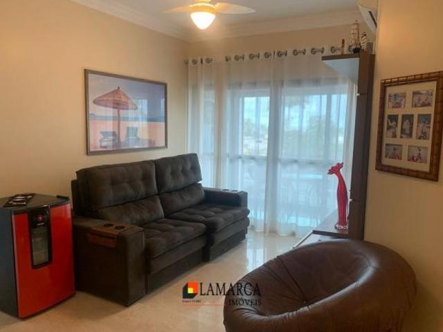 Apartamento c/3 dormitorios a venda no Guaruja