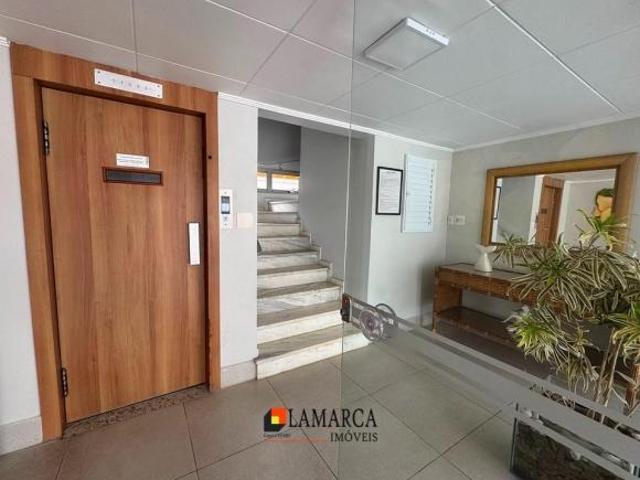 Apartamento c/4 dormitorios a venda em Guaruja