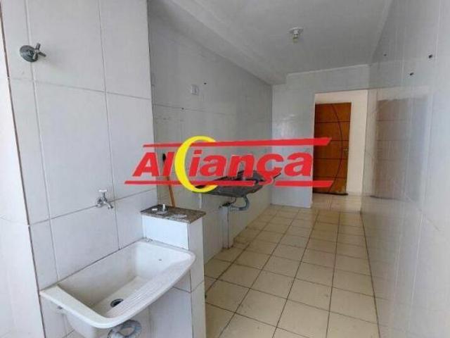 Apartamento c/62m² torre única, seminovo, 2 quartos, sala c/sacada, 1 vaga, prédio c/ elevador