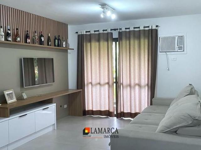 Apartamento c/ 04 dormitorios a venda no Guaruja