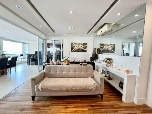 Apartamento c/ 4 quartos, 3 suítes e 3 vagas, 184m², à venda no Condomínio Veranda Mooca, no bairro