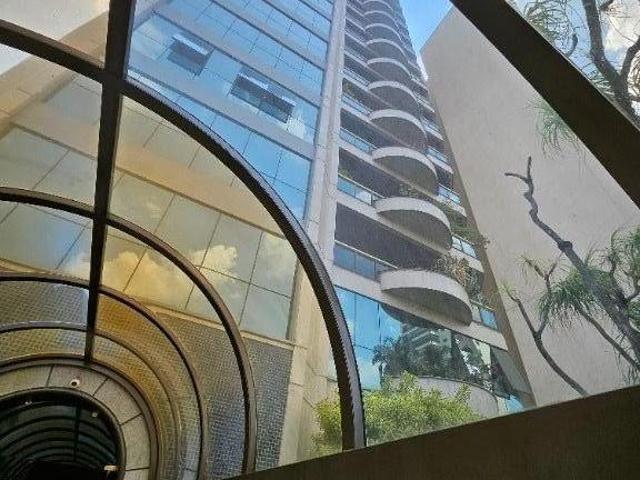 Apartamento Cambuí 4 Suítes