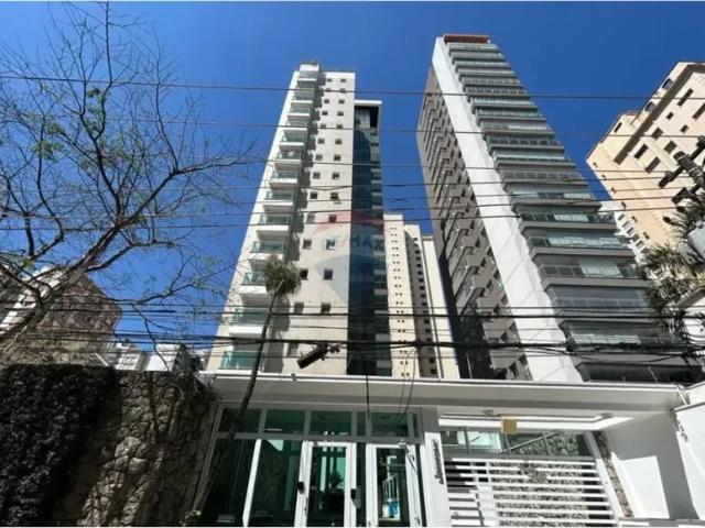 Apartamento Campo Belo: Luxo, Conforto e Praticidade!
