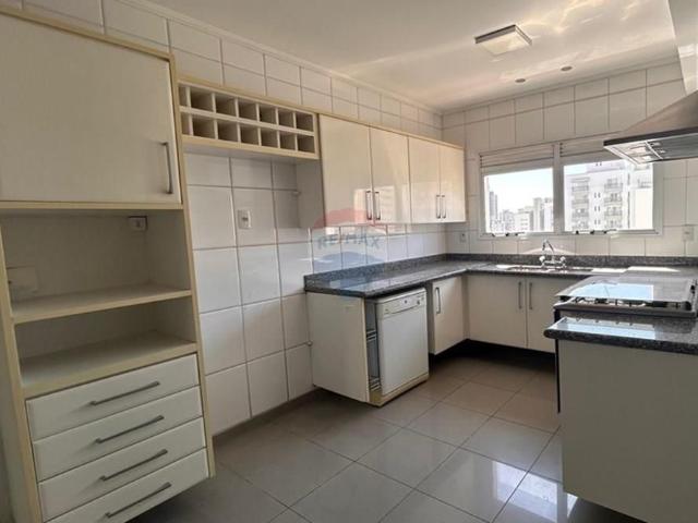 Apartamento Campo Belo: Luxo, Conforto e Praticidade!