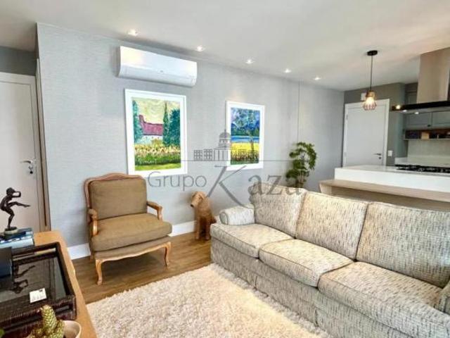 Apartamento Campo Belo 2 Dormitórios 100m²