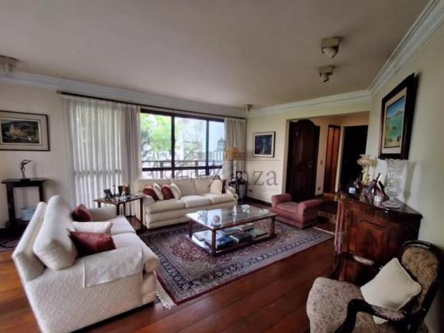 Apartamento Campo Belo 3 Suítes 200m²