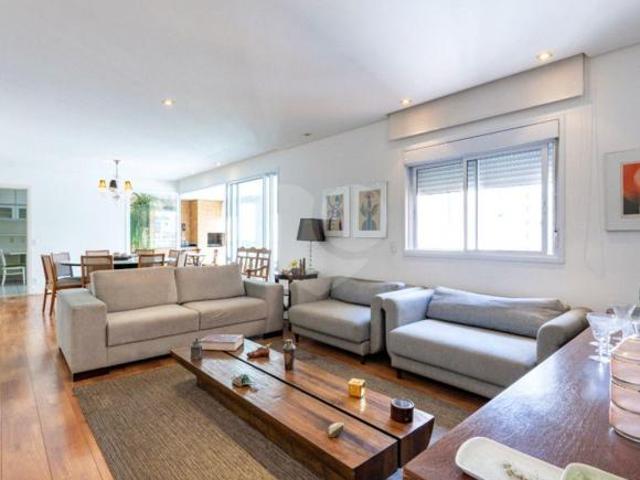 Apartamento Campo Belo 3 Quartos / Suítes 3 Vagas Venda / Compra 160 m²