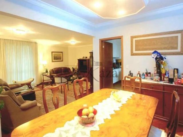 Apartamento Campo Belo 4 Dormitórios 163m²