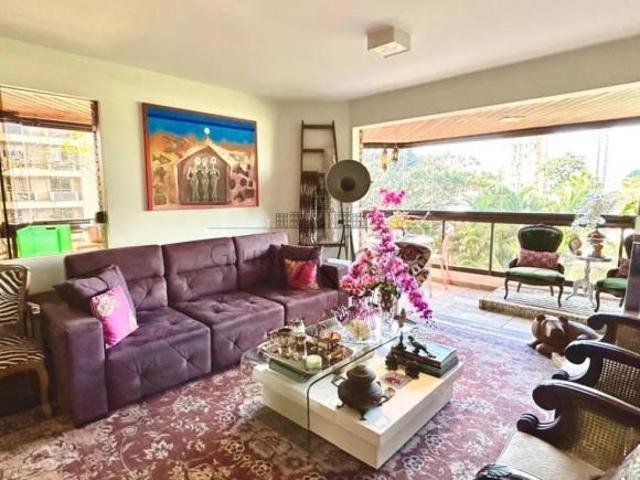 Apartamento Campo Belo 4 Dormitórios 276m²