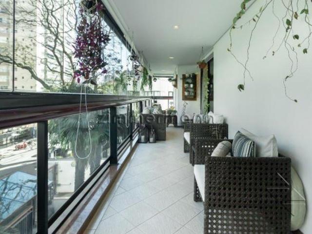 APARTAMENTO CAMPO BELO 4 DORMITÓRIOS 4 VAGAS