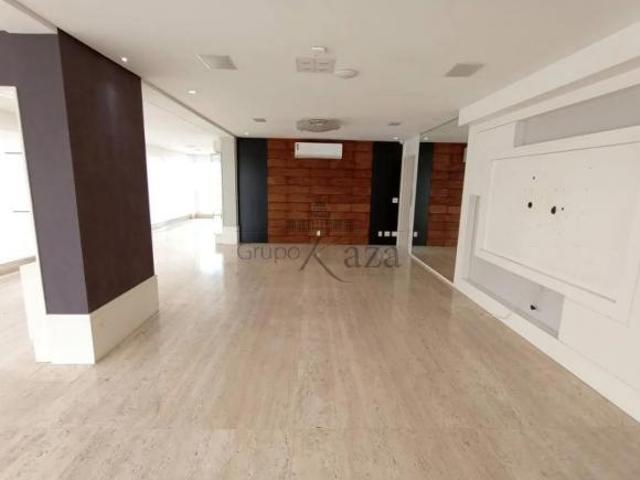 Apartamento Campo Belo 4 suítes 274m²