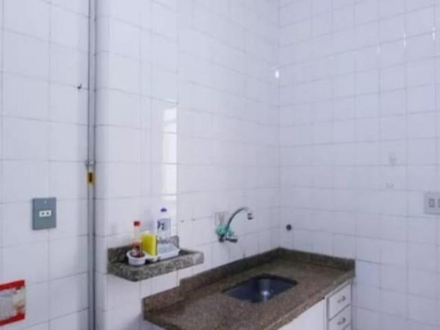 APARTAMENTO CAMPOS ELÍSEOS