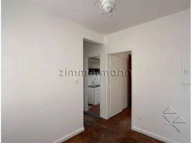 APARTAMENTO CAMPOS ELISEOS 1 DORMITÓRIO