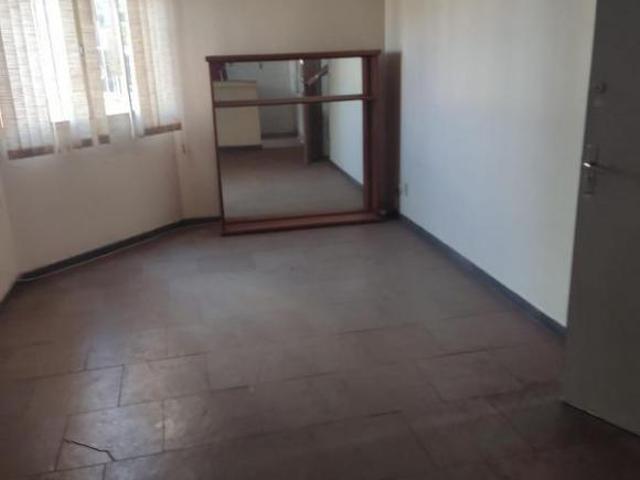 APARTAMENTO CAMPOS ELISEOS