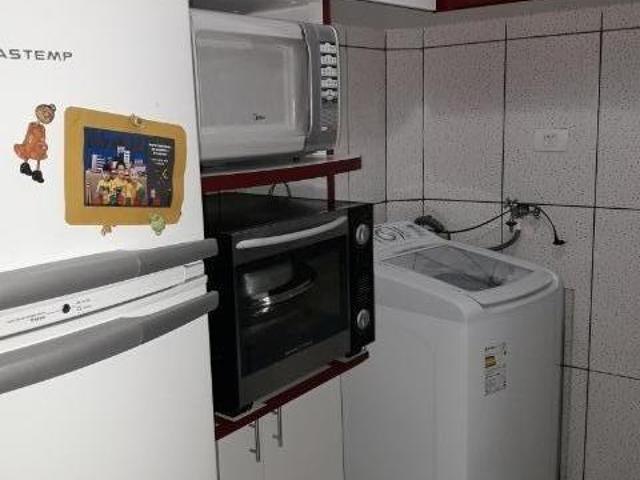 APARTAMENTO CAMPOS ELÍSEOS