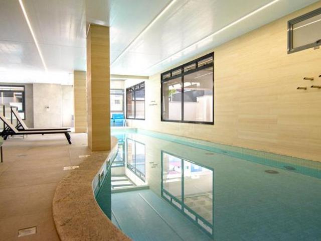 Apartamento Cabral 3 Dormitórios 1 Suíte 1 Vaga Mobiliado Sacada Gourmet