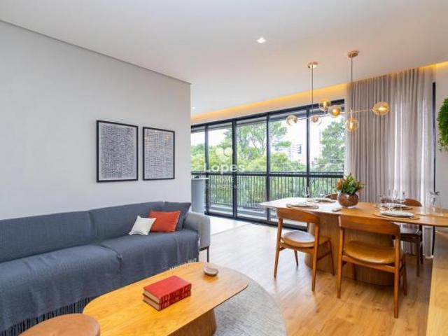 APARTAMENTO| CABRAL | 2Q COM SUÍTE | 2 VAGAS