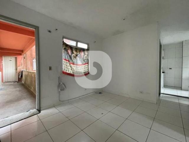 Apartamento CDHU com 2 Quartos em Itanhaém