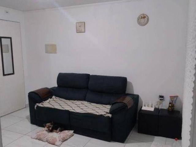 Apartamento CDHU em Cotia