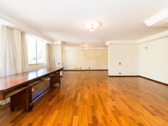 Apartamento Centro 3 Dormitórios 2 Suítes 2 Vagas Reformado