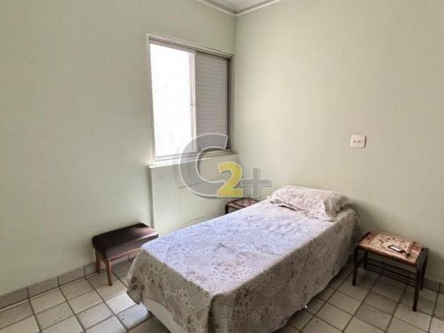 APARTAMENTO CENTRO 3 DORMITORIOS SUITE VAGA SACADA AU126,90 M2